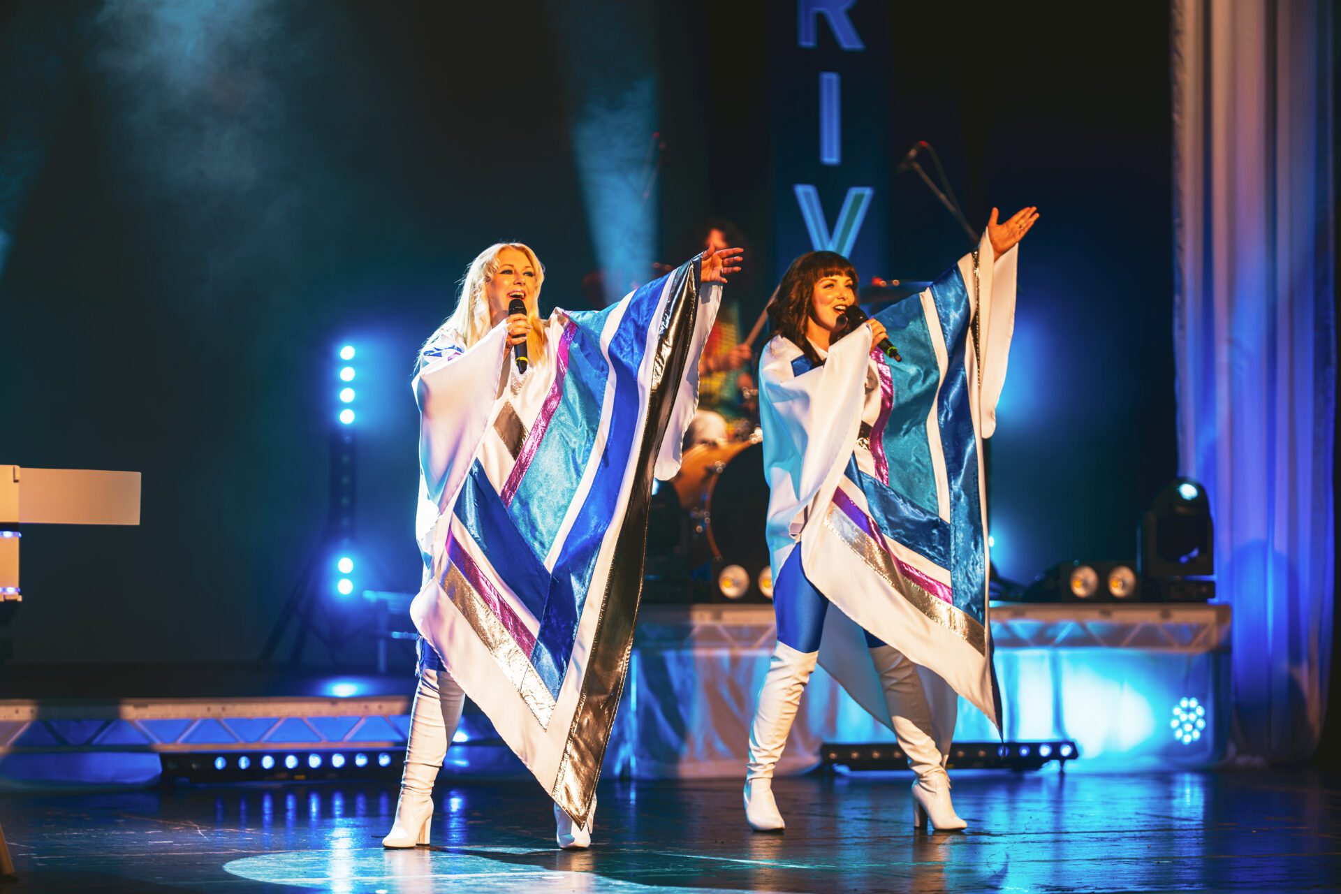 ARRIVAL - The Hits Of ABBA - Forum Theatre
